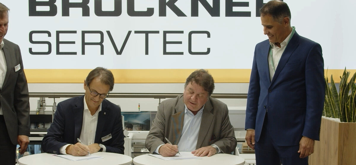 Vitopel and Brückner Servtec team-up for major line